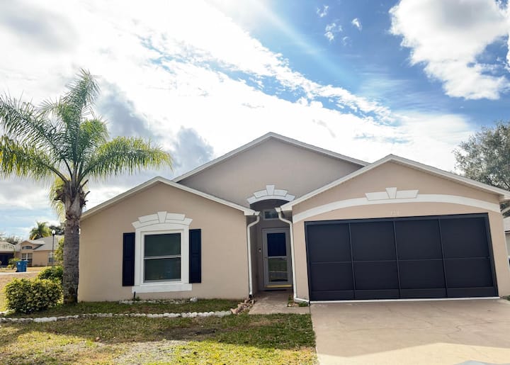Spacious Home/15 Miles To Disney/pet-friendly - Davenport, FL