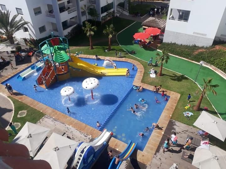 Appartement Vue Piscine Et Pied Dans L'eau - Mohammédia