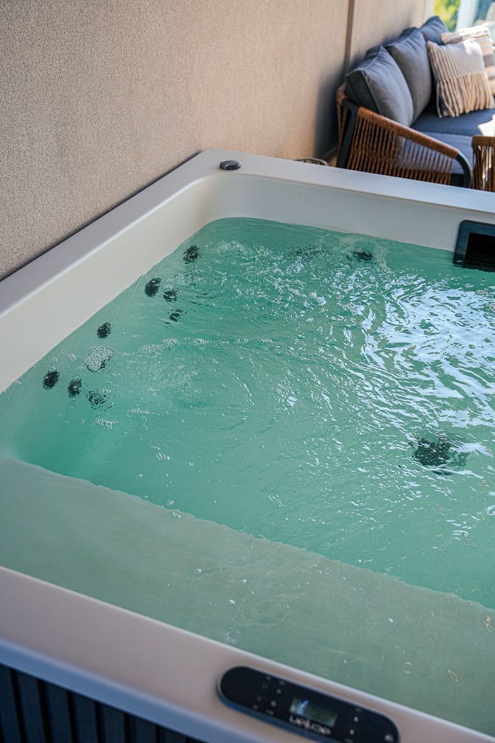 Artion Jacuzzi Villa Nikiti - Halkidiki