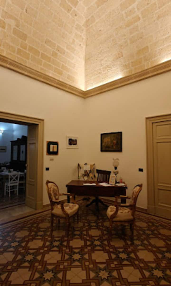 Nel Cuore Del Salento Palazzo In Centro Manduria - Maruggio