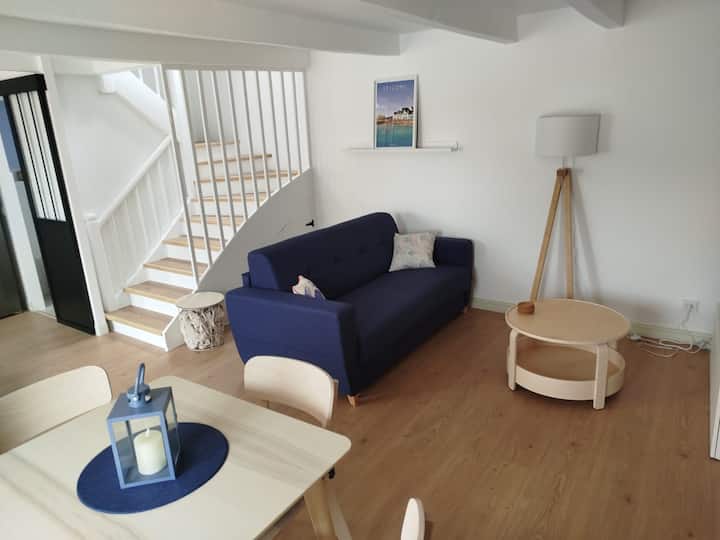 Maison Paisible à La Campagne à 25 Min De La Mer - Cast