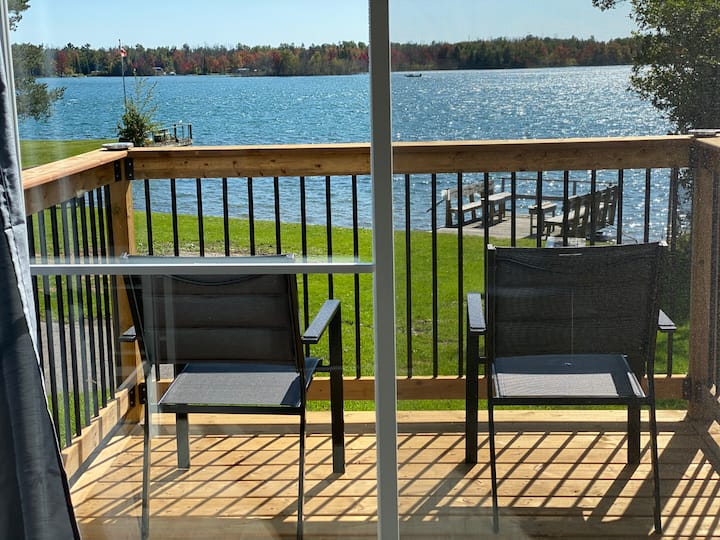 Riverfront Studio In The City - Sault-Sainte-Marie