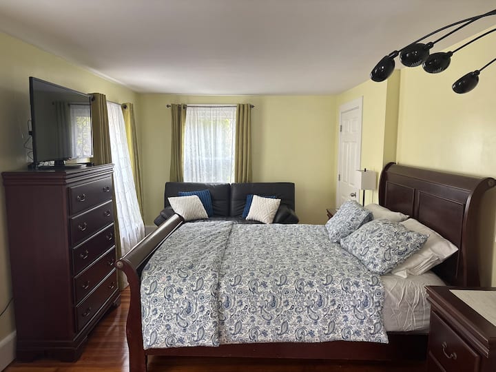 Welcome To 1 Bedroom Apartment! - Plainridge Park Casino