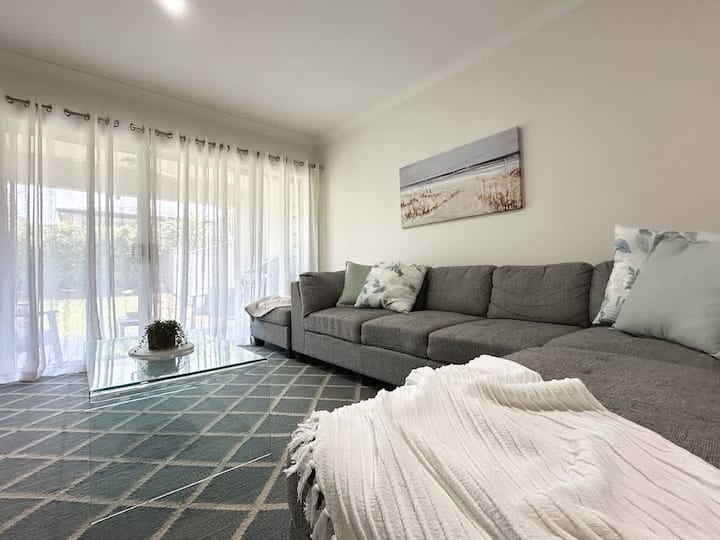Pet & Family-friendly In Palm Cove - Cairns