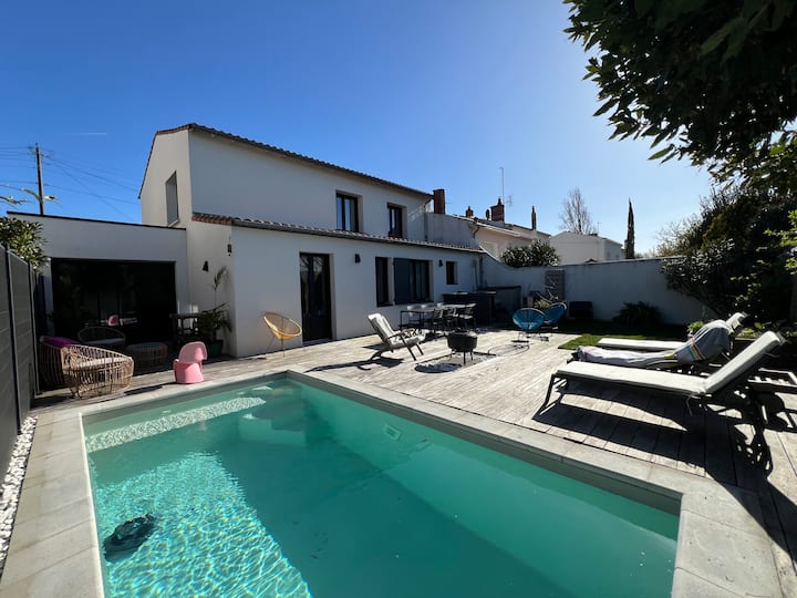 Maison Climatisée, Piscine Chauffée, 8 à 10 P - La Rochelle