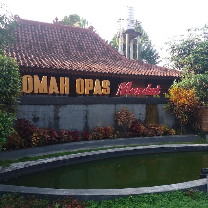 Omah Opas Guesthouse - Borobudur