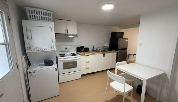 Appartement Cosy à 2 Pas De La Cathédrale - Sherbrooke