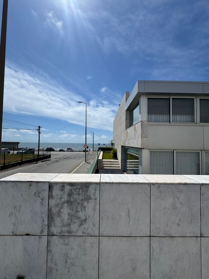 Beach House · Praia Da Aguda · 2 Bedrooms - Espinho