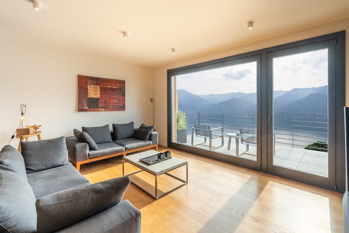 Lake Como View 3br | Regina 35 - Como