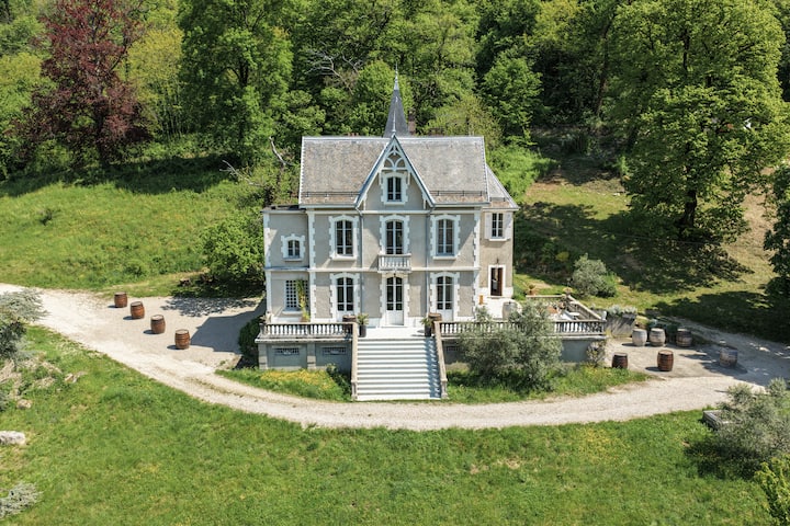 Domaine Des Sources | Idéal Mariages Et Cousinades - Voiron