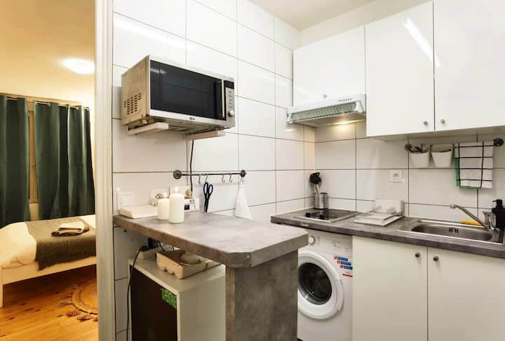 Walk To Opera/ Paris 9/easy Access/24m2 For 2 - Paris 18e Arrondissement
