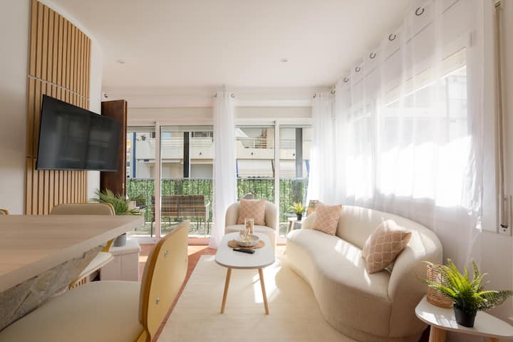 Oasis | Bright 2br Apartment With Balcony Sitges - Sitges