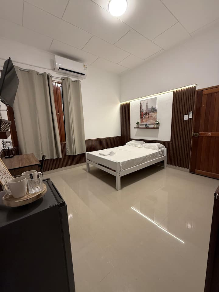 Habitación Fresca Con A/c Y Wifi Veloz - Iquitos