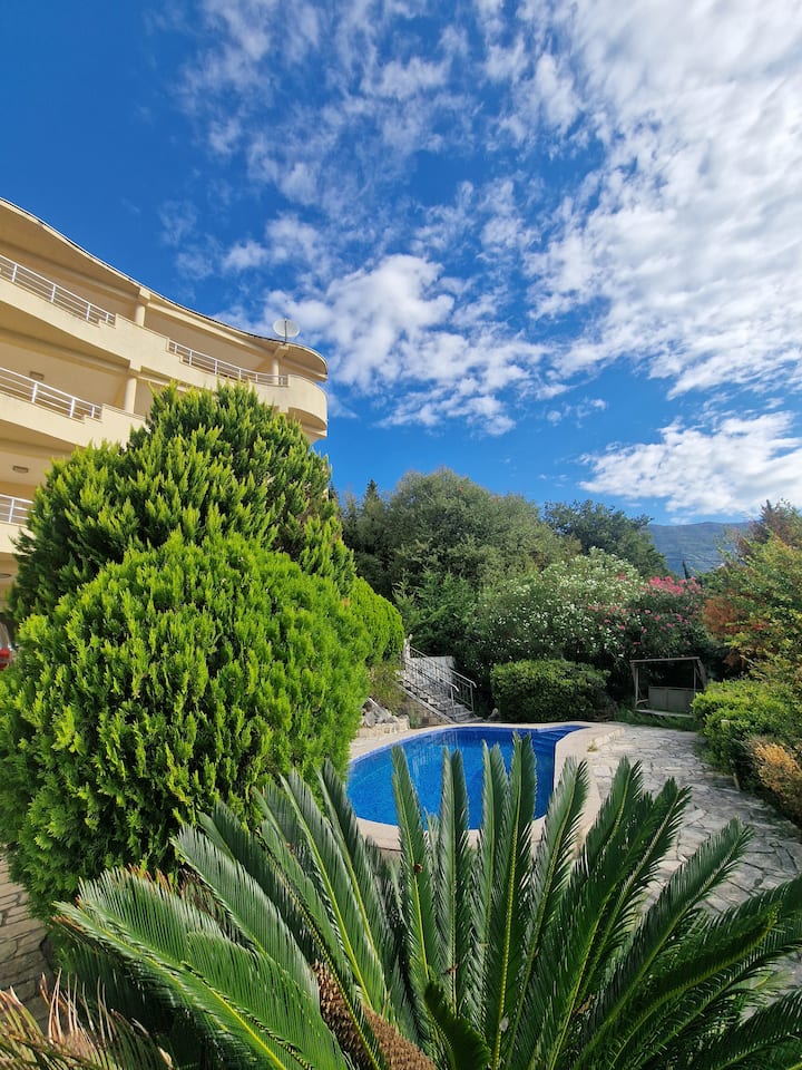 Villa Adriatica - Montenegro