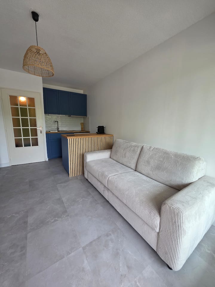 Magnifique Studio Cabine Pour 4 Personnes - Le Lavandou