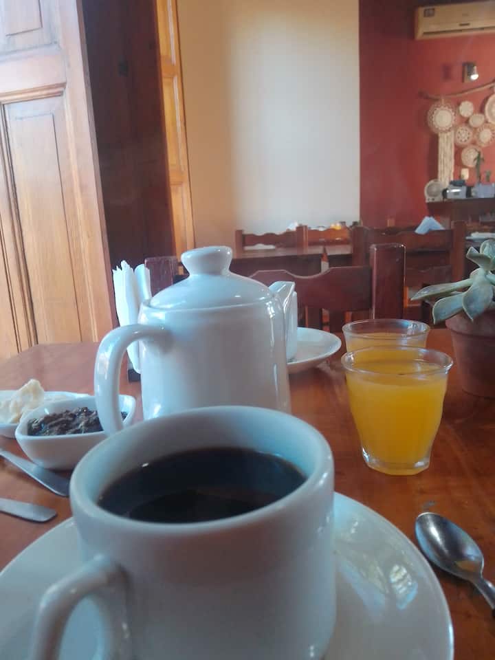 “Hotel Colonial Pet Friendly + Desayuno - Colón