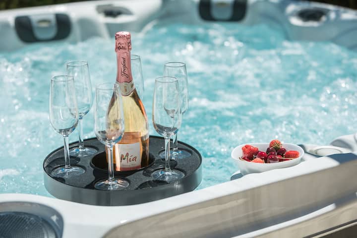 K-25514 Maison De Quatre Chambres Avec Bain à - Rovinj