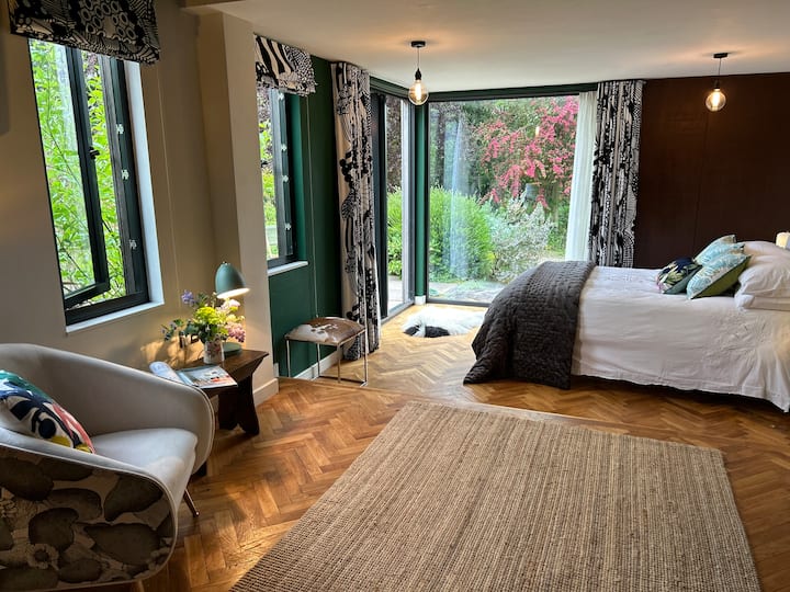 Luxury Corn Mill Retreat In The Golden Valley - Forest of Dean