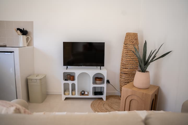 Studio 2 Personnes Avec Piscine, Clim & Jardin - Bergerac