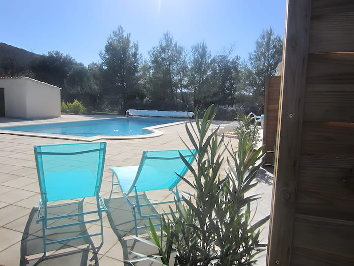 Balnéo Spa Cœur À Cœur Avec Piscine - Saint-Martin-d'Ardèche