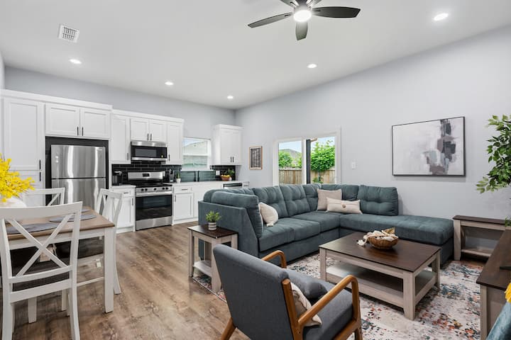 Cozy Greenville Stay | 3 Bed, 2 Bath, Sleeps 6 - Greenville, TX