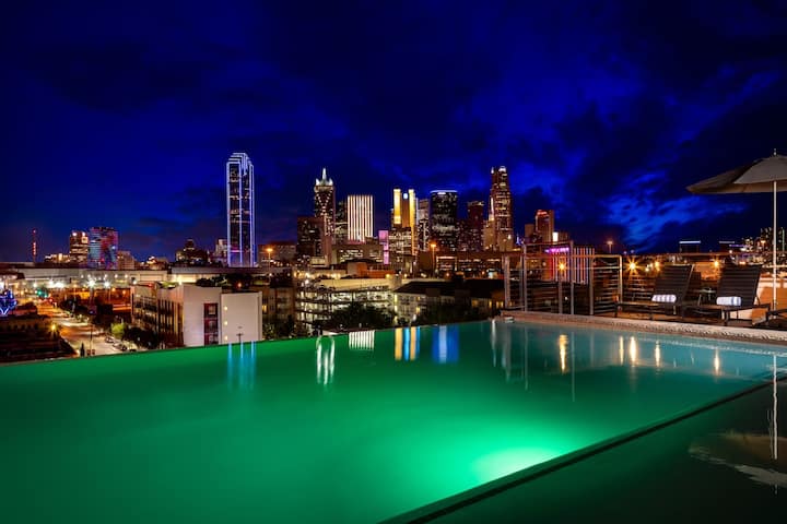 Poolside Dallas Escape | 2 Mi To Arts District - Dallas, TX