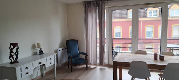 Logement Spacieux, Proche Centre - Lille