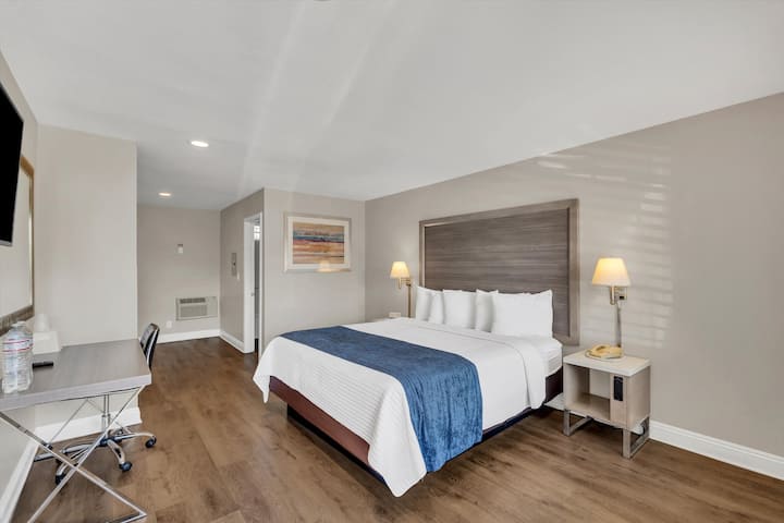 Private 1 Queen Bed In Hotel 414 Anaheim - Anaheim, CA