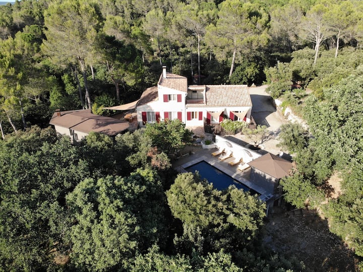 Domaine En Nature Avec Villa, Lodge Et Piscine - Aniane