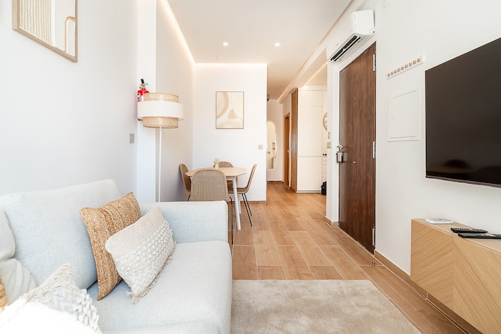 Sandora Pebble - Walk To The Beach & Old Town - Albufeira