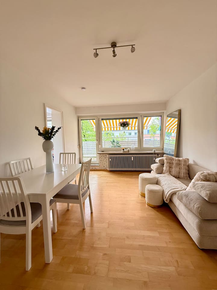 Centric Apartment Near The Center In Quiet Area - Neuried