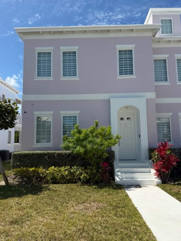 The Pink Palms Villa - The Bahamas