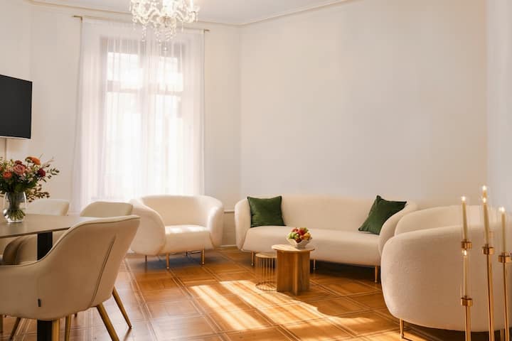 Aurevo 3br With Whirlpool - 2 Min To Art Basel - EuroAirport Basel-Mulhouse-Freiburg (BSL)