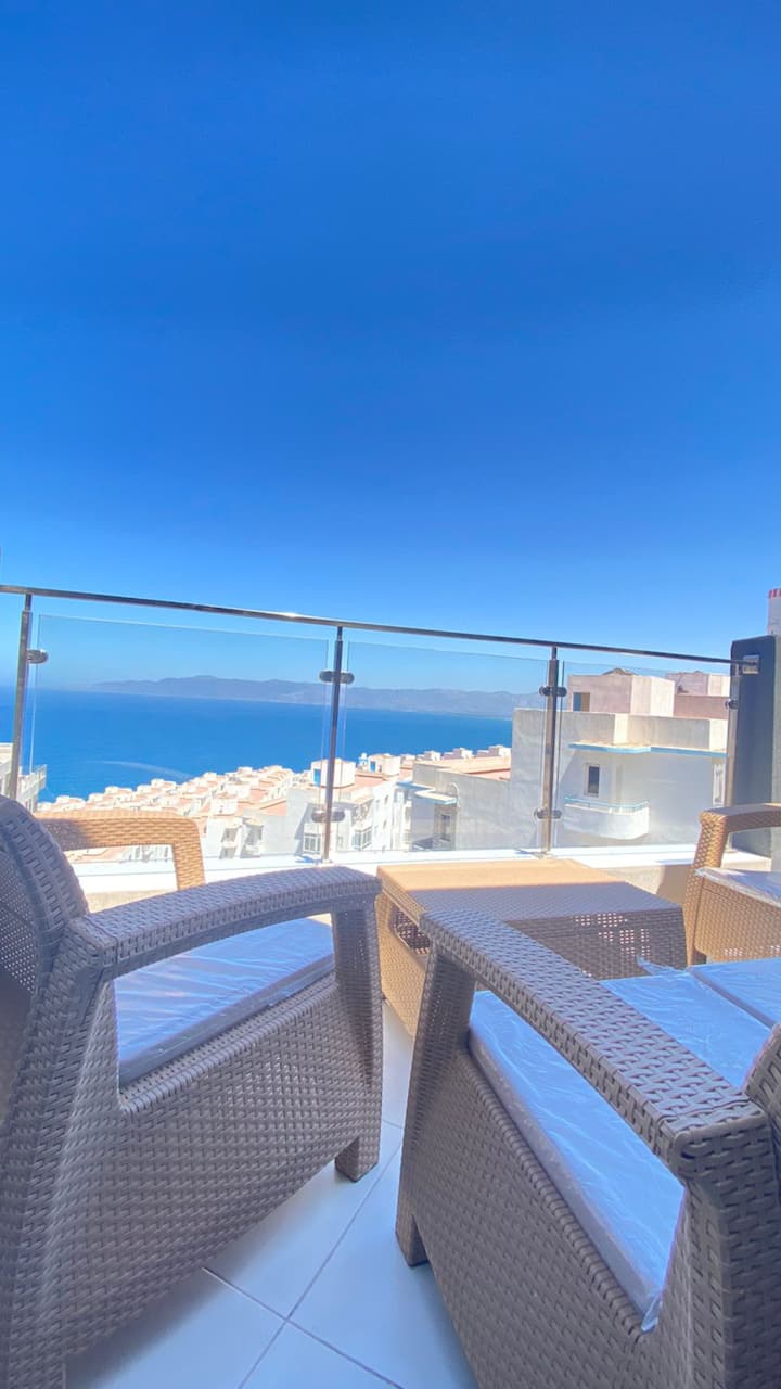 Modern Studio | Stunning Sea View & Fast Wifi - Al Hoceima