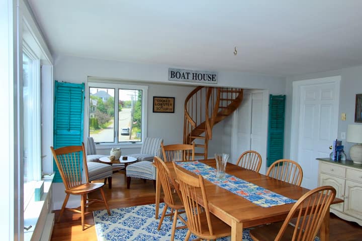 Boat House Apartment - Boothbay Harbor, ME