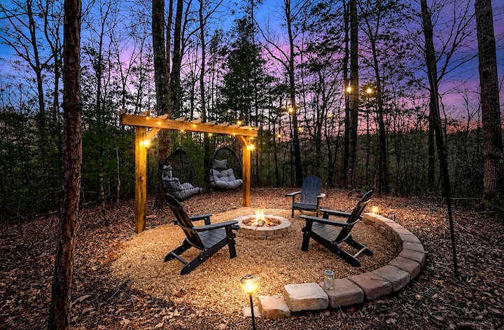Hot Tub Cabin Fire Pit Swings Ellijay - Ellijay