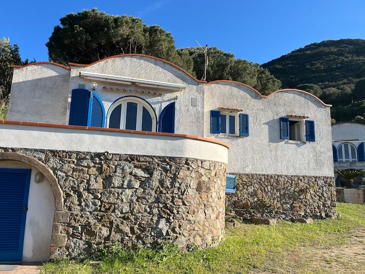 Villa Indipendente Con Giardino - Isola del Giglio