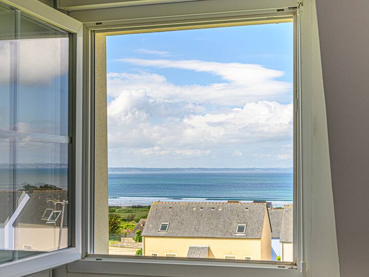 Vue Mer & Accès Piscine à 500m De La Plage - Plomodiern