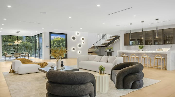 5 Bedroom Villa With Private Pool - Palma