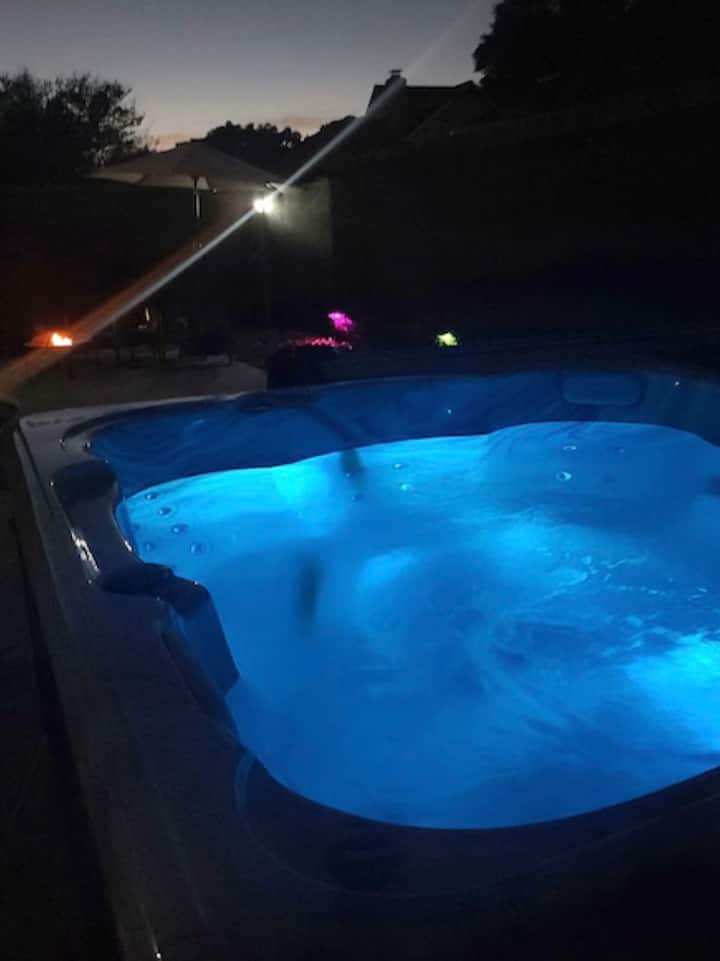 Stunning Country Brick, Beach House With Hot Tub - Anglesey