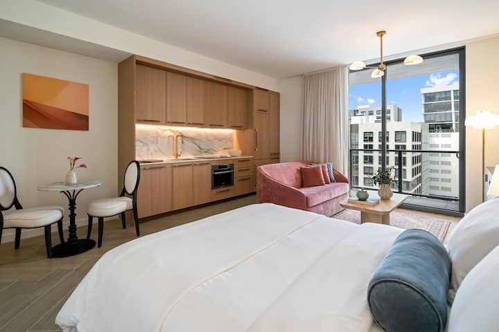 Upscale Wynwood Queen Studio W/ Modern Kitchen - Miami