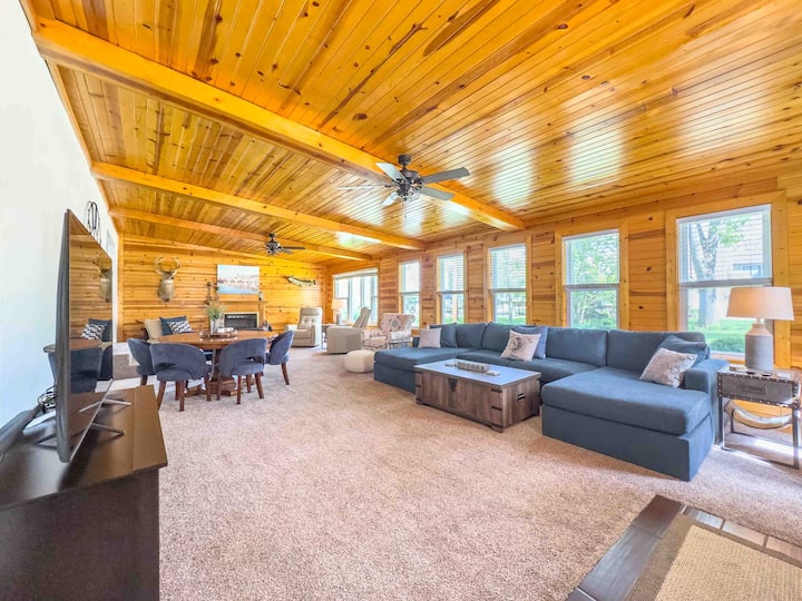 Living The Lake Life On The Indian Isles - Indian Lake, OH