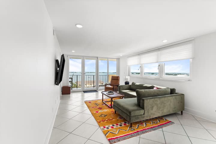 Santa Rosa Dunes 1061: Beach, Pool + Views! - Pensacola Beach, FL