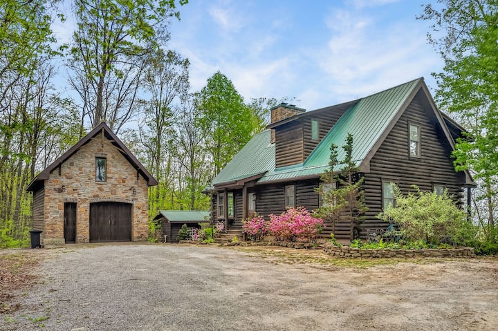 Monterey Retreat - Monterey, TN