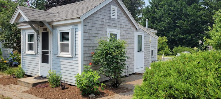 Comfortable, Cozy Cottage. - Eastham, MA