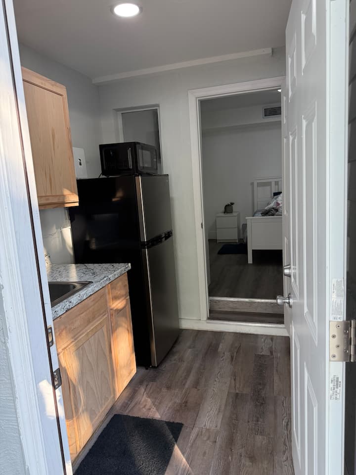 Palm Breeze Cozy Studio - Miramar, FL