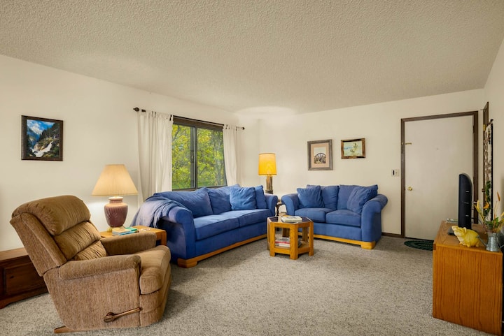 5 Br Home W/ Private Dock & Patio - Dog Friendly - Polson, MT