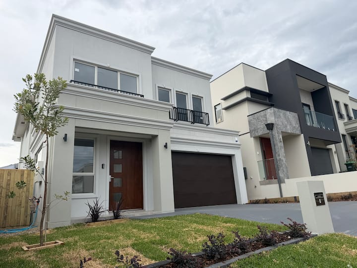 Your Home Away From Home In Sydney, Australia - Blacktown