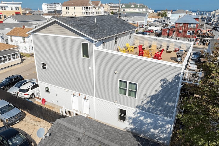 Hampton Beach Condo - Hampton Beach, NH