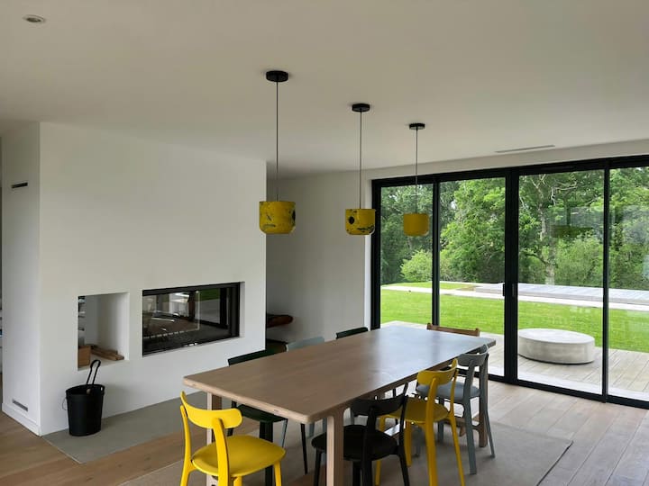Architect-designed House Between Rhune And Forest - Saint-Pée-sur-Nivelle